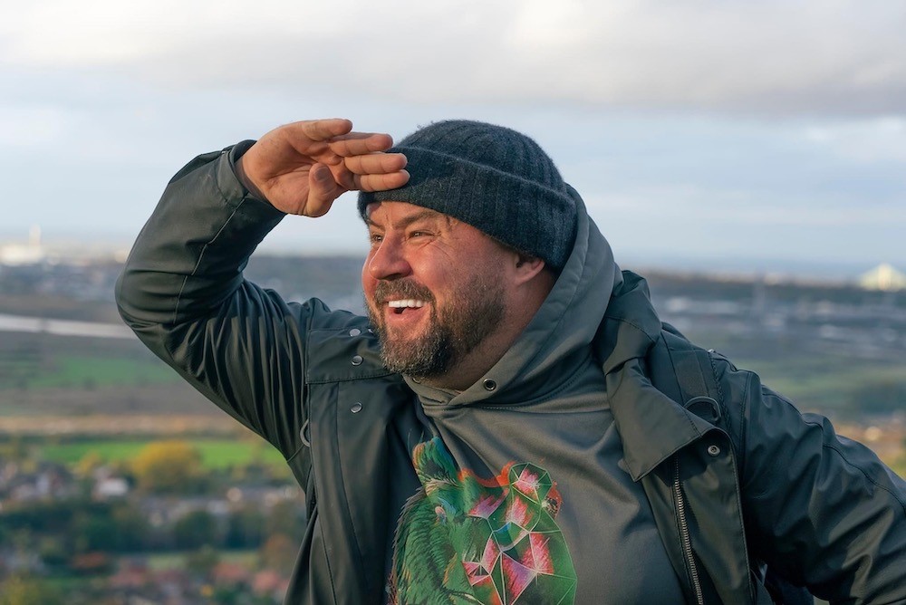 LISTEN: Liverpool comedian walking 1000 miles for Weapons Down Gloves ...